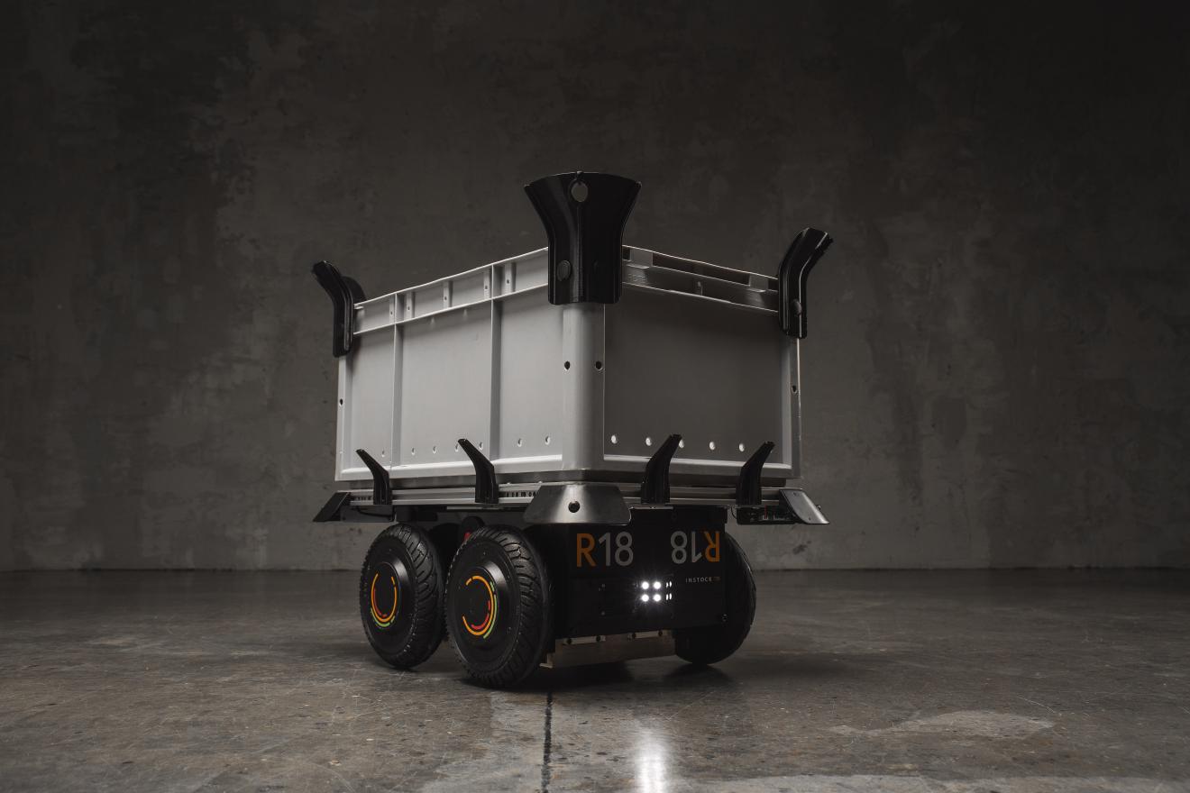 Instock Implements “Gravity-defying” Robotics in GoBolt Warehouses - News