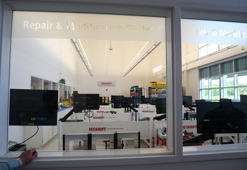 Motion Vision And Control The Whole Automation Package At Beckhoff Technical Articles