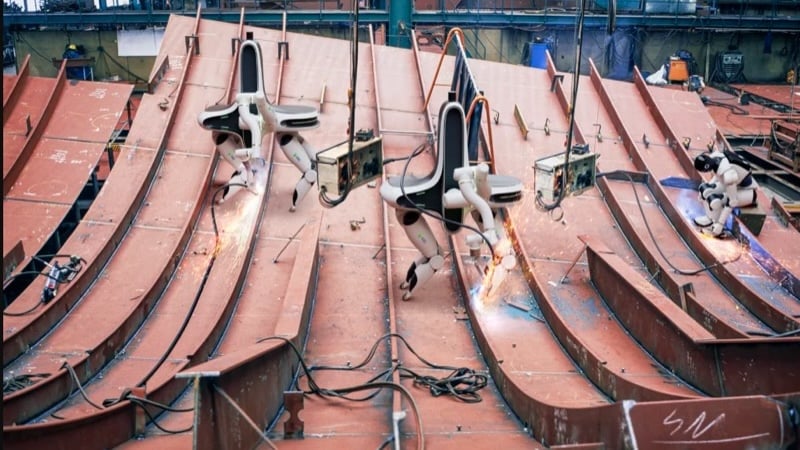 Robots Ahoy! Hyundai and NEURA Automate Shipbuilding - News