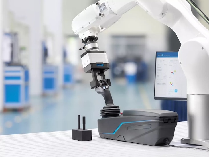 Schunk Expands Robot PLUS Portfolio with Tool Changers and Sensors - News