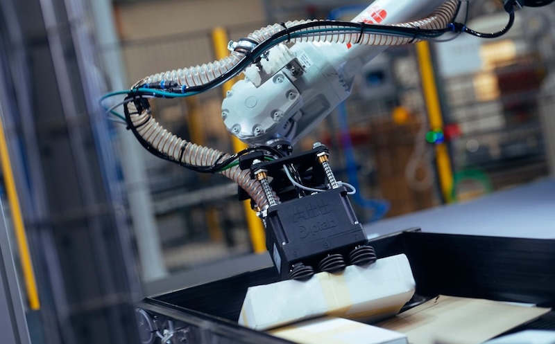 ABB Unveils AI-Powered Modules to Streamline Warehousing - News