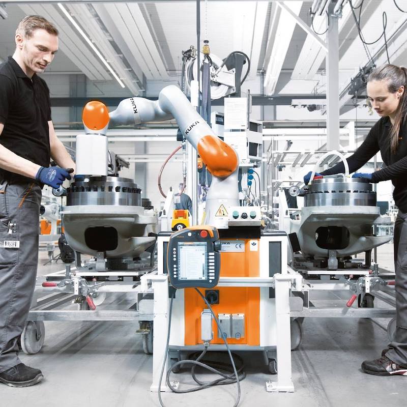 What Is a Cobot? A Brief Look at a Popular Industrial Automation Trend ...