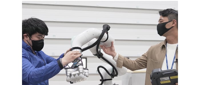 Hyundai Launches Technical Training for Collaborative Robotics - News