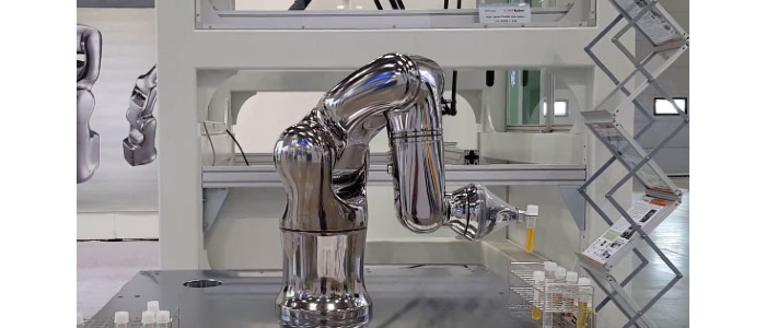 Are Robots Becoming More Essential in Medical Automation? - Technical ...