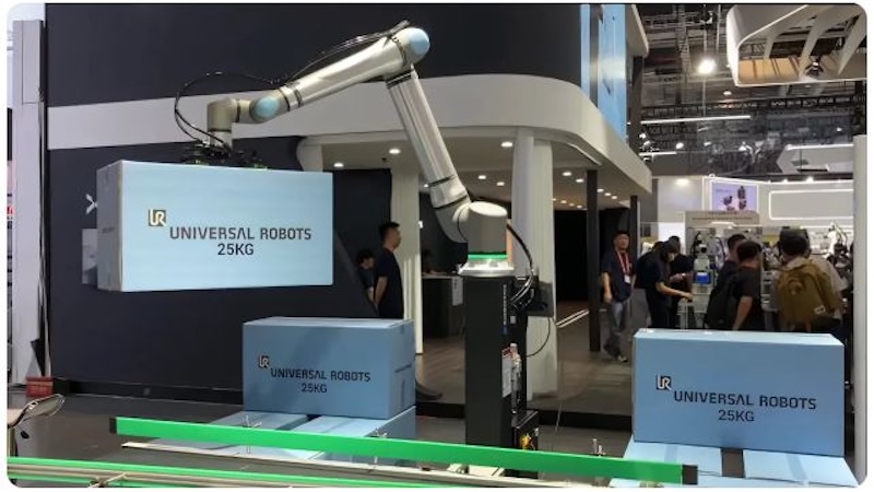 Universal Robots Never Skips Arm Day: Higher Payloads for UR20/UR30 Cobots - News